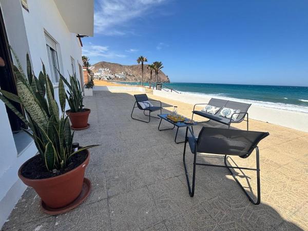 Casa Con Acceso Directo A La Playa - Carboneras