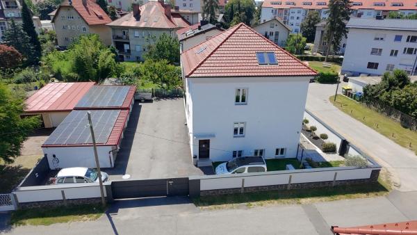Casa Box Premium Free Garage - Maribor