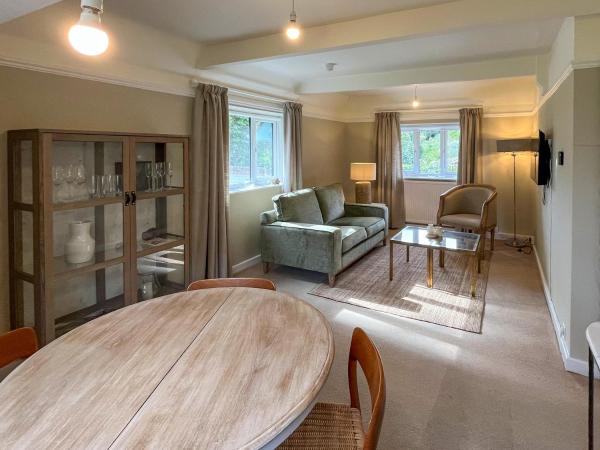 Pine View - Uk50699 - Dover