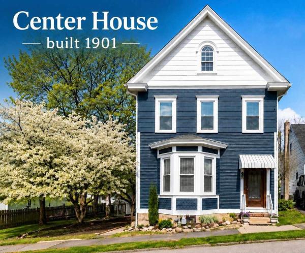 Center House 1901 - Walk To Broadway - Parking - Palmerton, PA