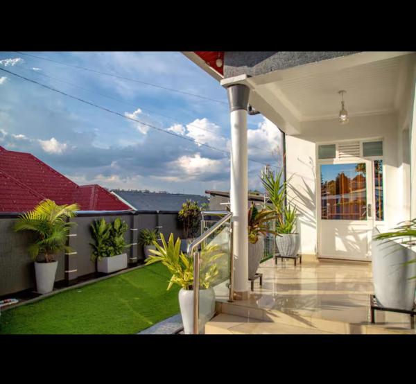 Penthouse Mpinga Rimwee - Kigali