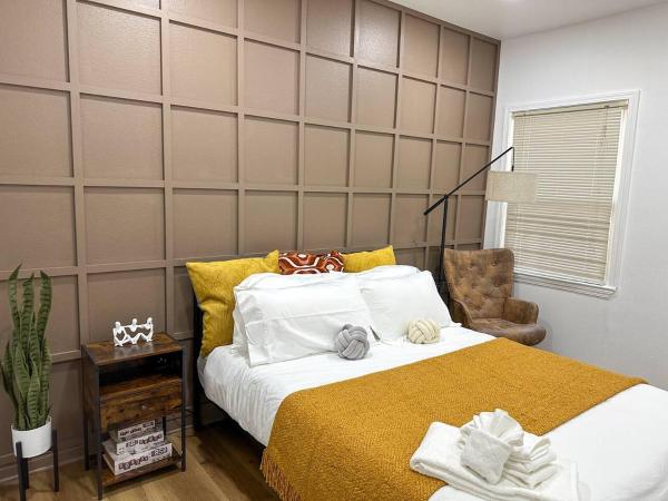 Vibrant 2br 2b Duplex Downtown La - Skid Row - Los Angeles