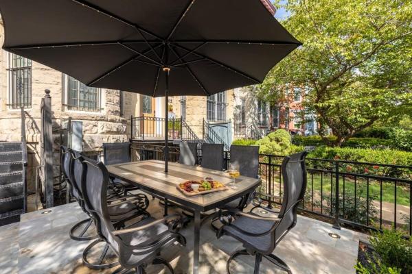 Luxe 7-br Victorian Castle In The Nation's Capital - Washington, D.C.