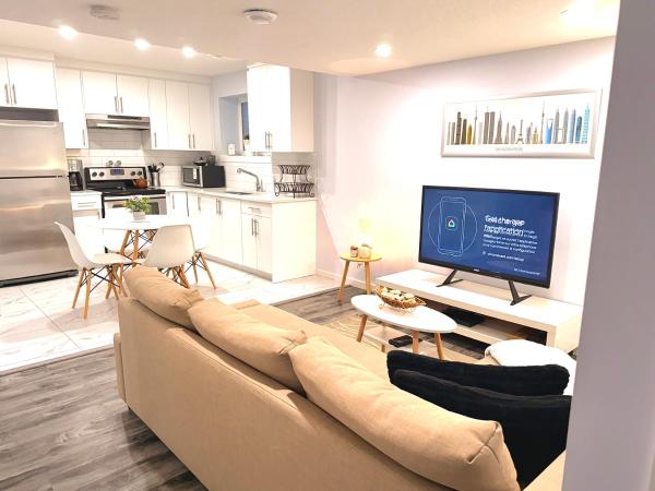 Entire 2br Basement Suite With A Private Entrance - Calgary