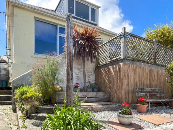 5 Upper Hillcrest - Perranporth