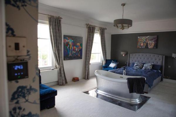 Central 3-bedroom Penthouse Sleeps 8 With Parking - Nottingham
