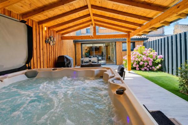 La Bulle Médocaine Villa Design Avec Jaccuzy Privé - Bordeaux