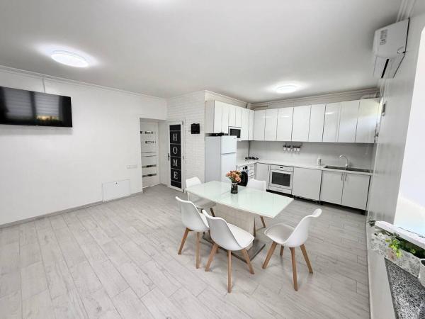 Апортамент Come з двома спальнями - Tulcea