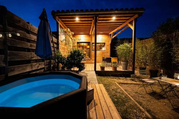 Dans Un Esprit Cabane Tout Confort, Intimité Et Nature - Ardèche