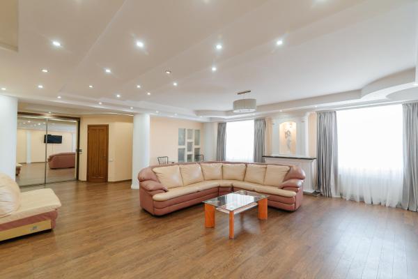 Lev Tolstoy Apartment & Mirent - Chișinău
