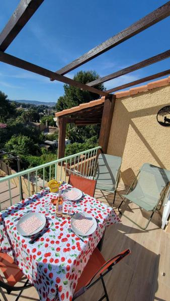 Grand Studio Mezzanine Calme Climatisé Parking Privé Plage 700 M - Sanary-sur-Mer