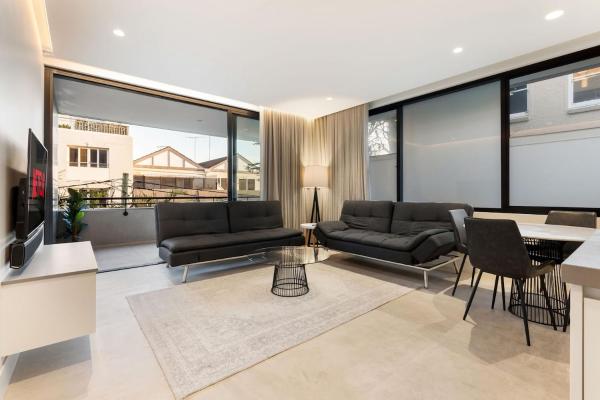 Modern 1br Abode W Courtyard Steps To The Beach - Randwick