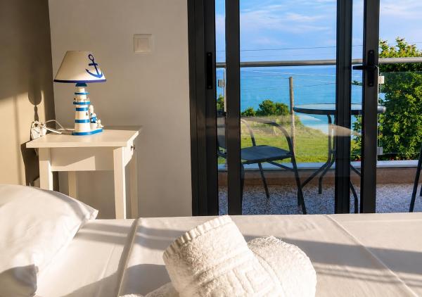 Leonidas Apartments And Suites - Grèce