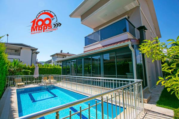 Paradise Town Villa Majesty - Serik