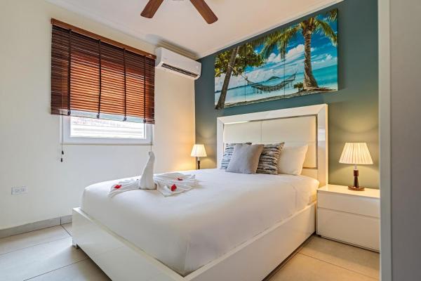 Zen Gardens Apartment, 350 Yards From Eagle Beach! - Aruba