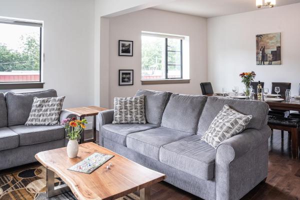 Selkirk Snug By Revelstoke Vacations - Revelstoke