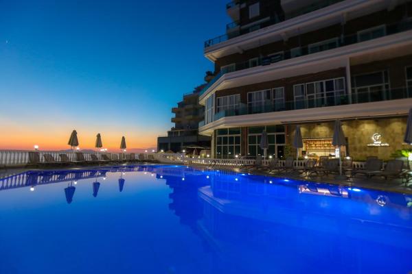 Toto Hotel & Apartments - Albania