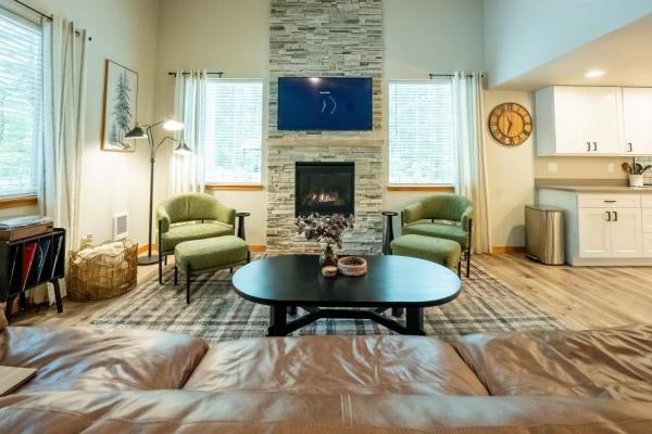 Ashford Chalet Luxury Cabin 10 Min From Mt Rainier Hot Tub Sauna Fire Pit Playground - Washington