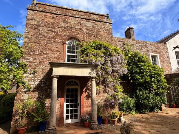 The Coach House At The Gale House And Garden Historic Country Retreat Near The Solway Coast & Lake District - Dumfries and Galloway