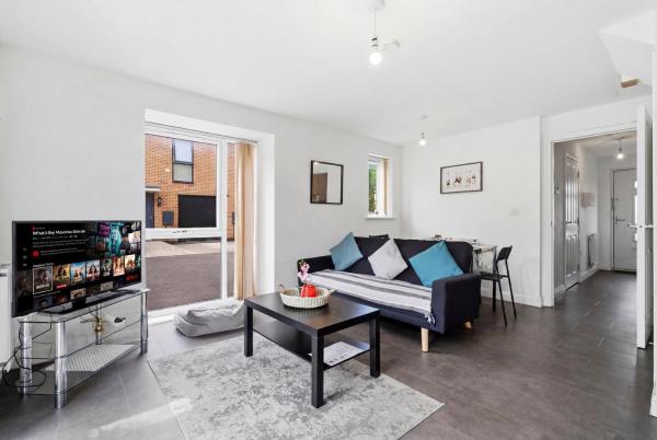 Modern House In City Centre With Private Parking And Gated Property - Birmingham