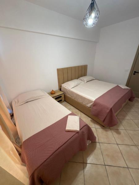Modern Stay Near Currila Beach & Amphitheatre - Durres - Durrës
