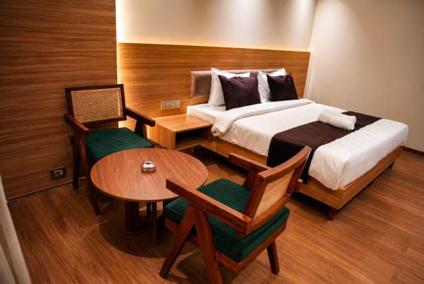Aura Homes Aristo Grand- Golf Course Road - グルガーオン