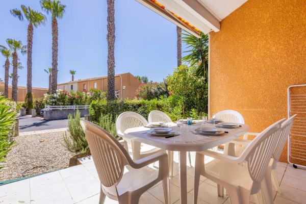 Pavillon Pour 4 Personnes Dans Une Résidence Avec Piscine - Gruissan