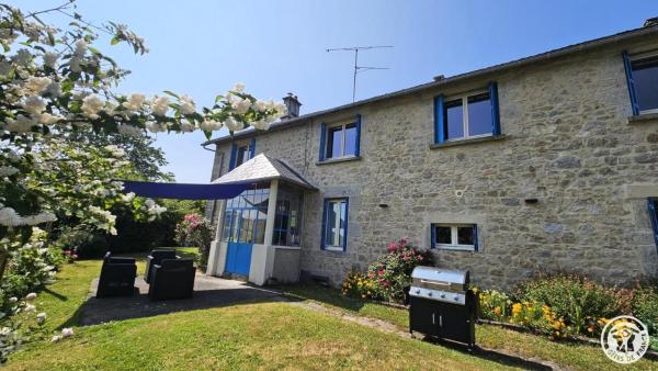 Gîte De France à Liginiac 3 éPis - Gîte De France 12 Personnes Mae-2093 - Ussel