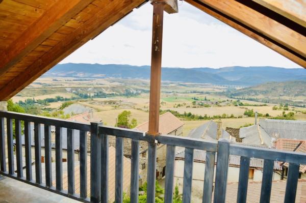 El Mirador De Jaca - Pyrenees
