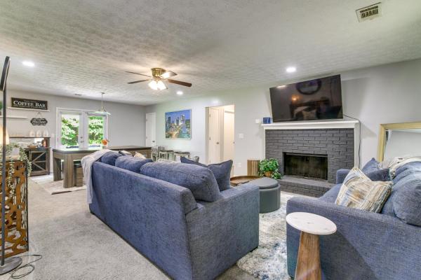 Ping-pong & Pool Table: Peaceful Stonecrest Escape - Stone Mountain, GA