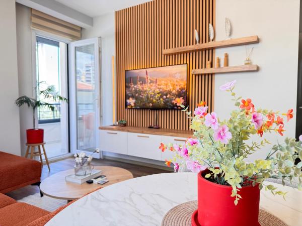 Merkezde 2 Odalı Minimalist Ev - Mersin