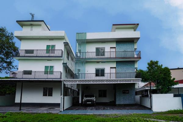 Uni Stay Inn - Kochi