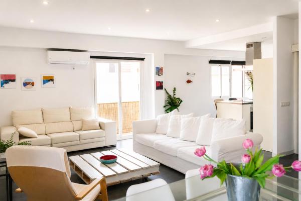Spacious Cathedral View Apartment With Free Parking - Almería