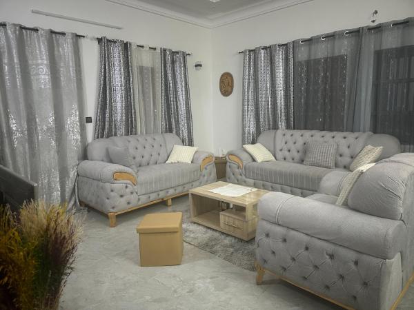 Dess House - Cotonou
