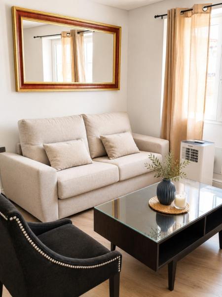 Grand Central House - Deluxe Two Bedroom - Gibraltarstay Apartments - Gibraltar
