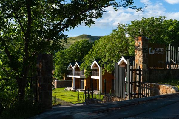 Artiz Family Resort Geghard - Armenia