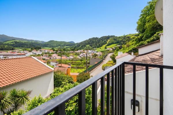 Cozy House In Furnas With Mountain View - Furnas