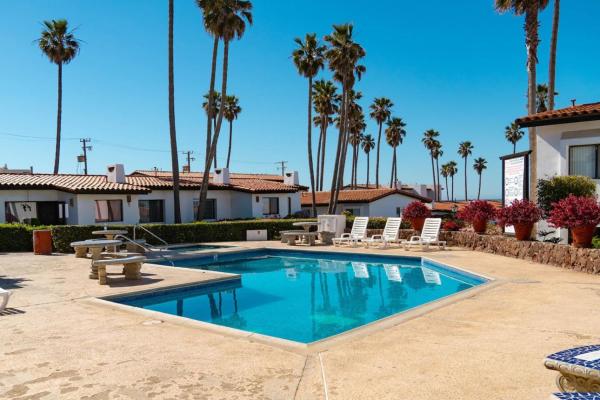La Paloma Beach Club & Residences | Ocean Pool - Baja California
