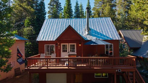 Ute Cabin By Avantstay - Truckee, CA