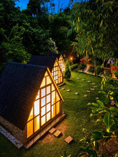 Cave Ritz Coorg By Voye Homes - Cottages With Guided Plantation Walks And Treks - Pet Friendly - Kodagu