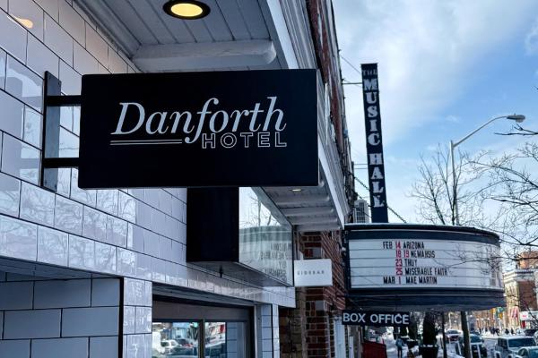 Danforth Hotel - Toronto, ON