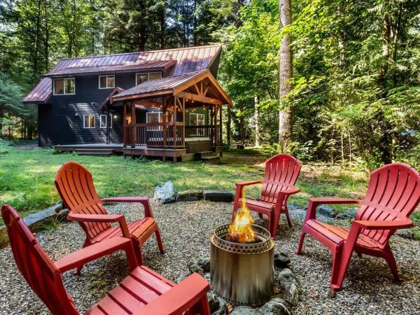 Wild Goose Lodge - Mount Baker, WA