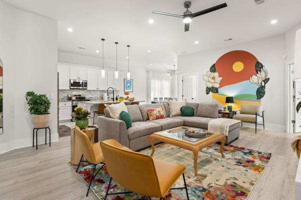 Charleston-themed House For 10 - Goose Creek, SC