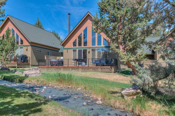 The Nest - Golf - Hot Tub & Resort Amenities - Redmond