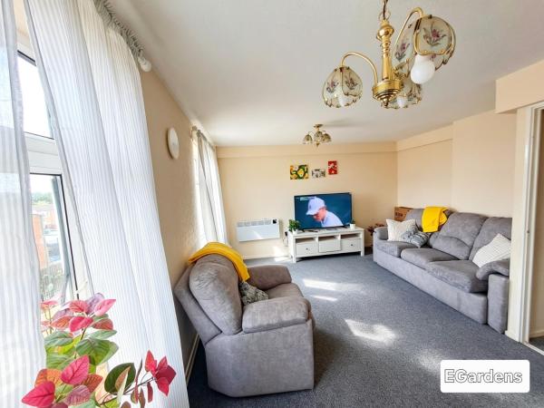 E Gardens Apartment - Nottingham