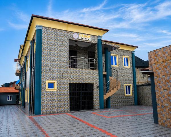 Room Apartment In Vedop Suites, Toll-gate Ota, Ogun State - Nigerija