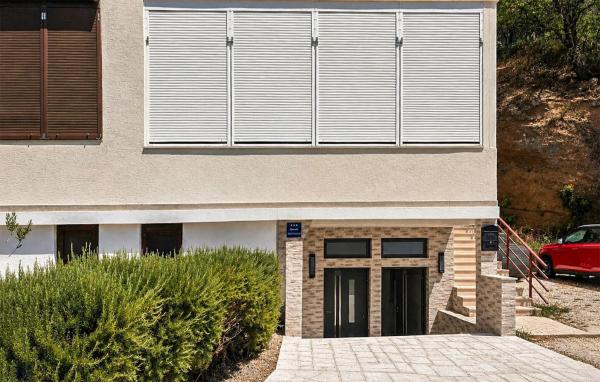 Lovely Apartment In Mimice With Wifi - Mimice