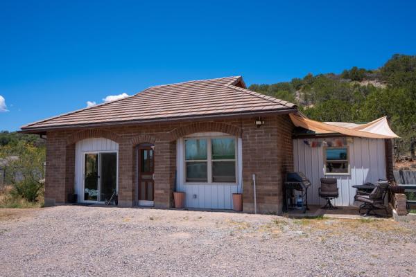 Ny Loft Vibe• Hiker Basecamp • Silver City Home - Silver City, NM