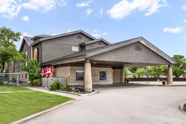 Super 8 By Wyndham Winnipeg West - Winnipeg