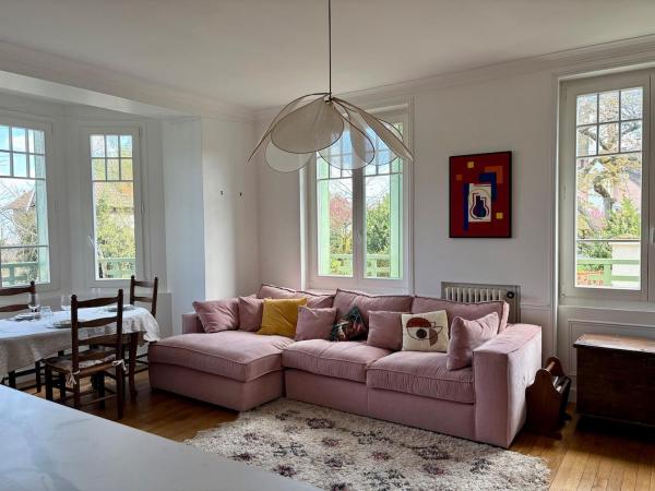 Beautiful Family Home 10 Minutes From Versailles - Suresnes